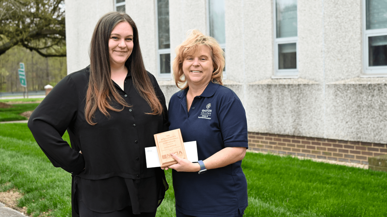 Office Administration Student Receives Scholarship - Gaston College